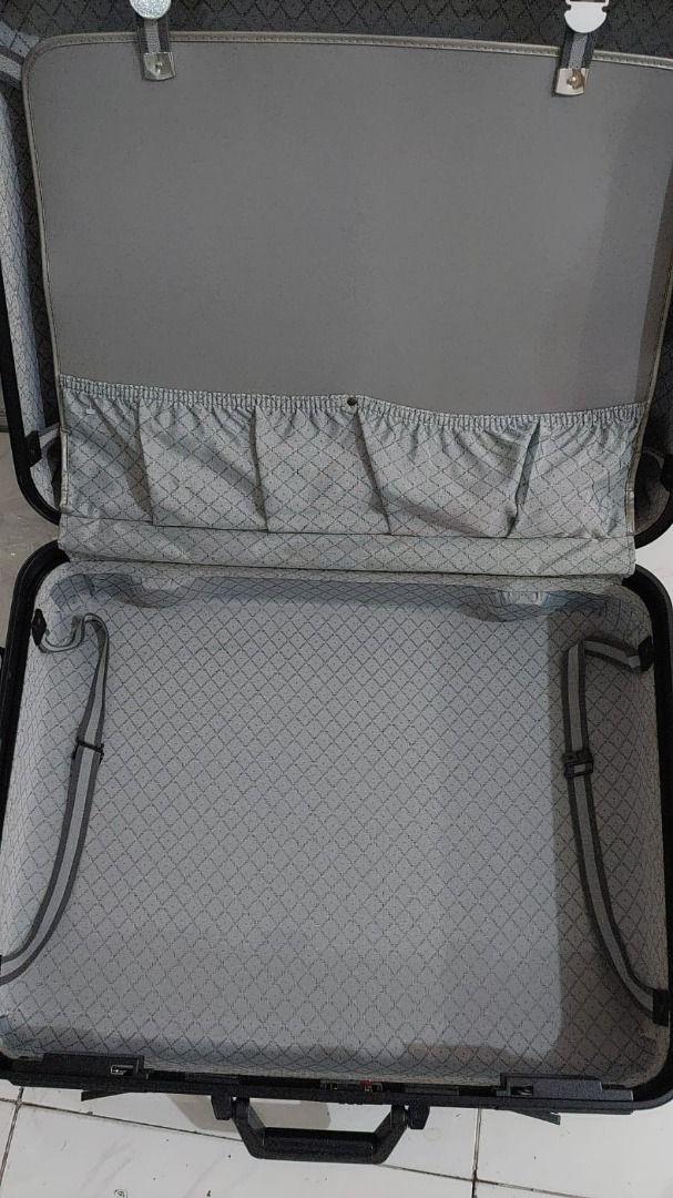 President Koper Jadul, Barang Mewah, Tas & Dompet di Carousell