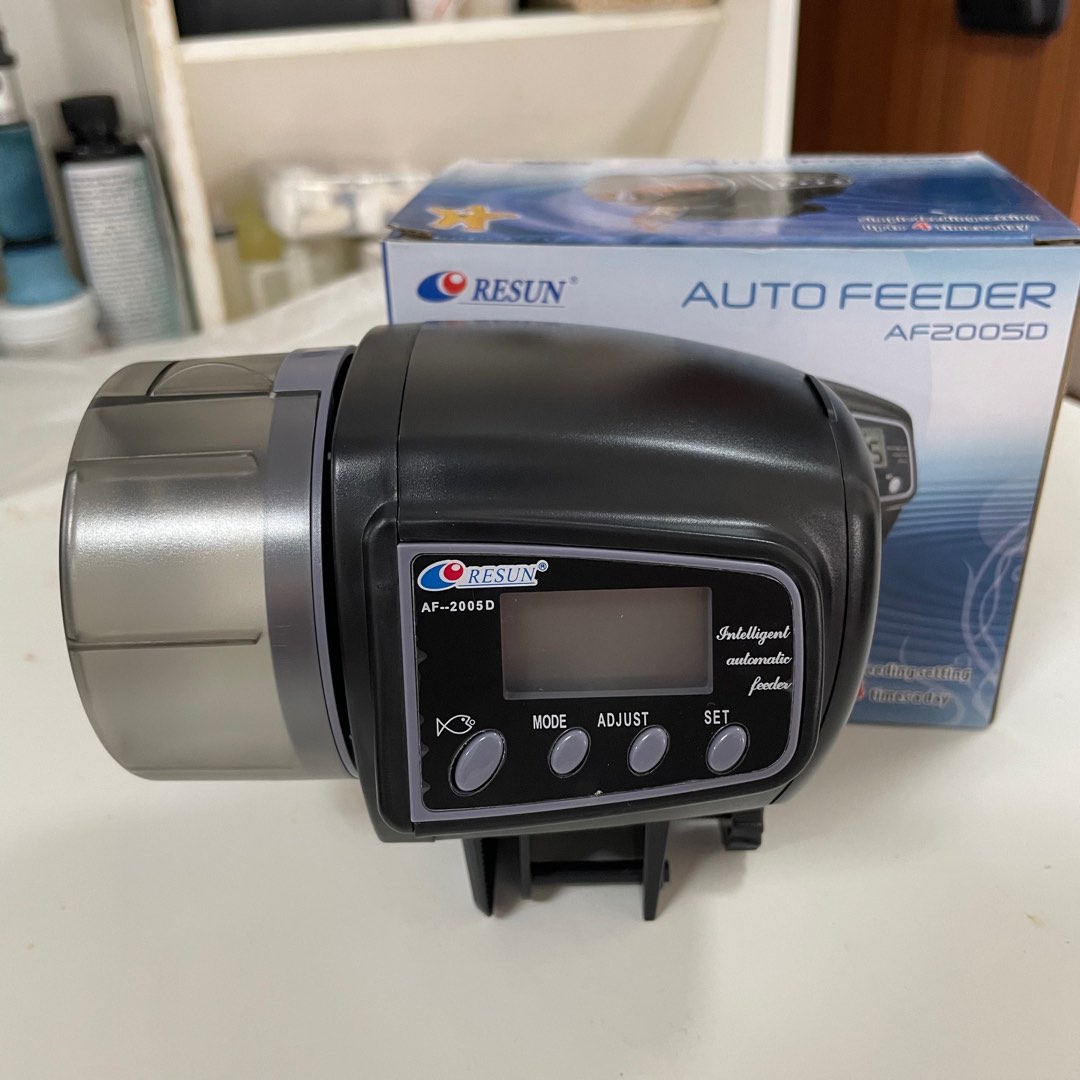 Resun Auto Feeder AF-2005D, Pet Supplies, Homes & Other Pet Accessories on Carousell