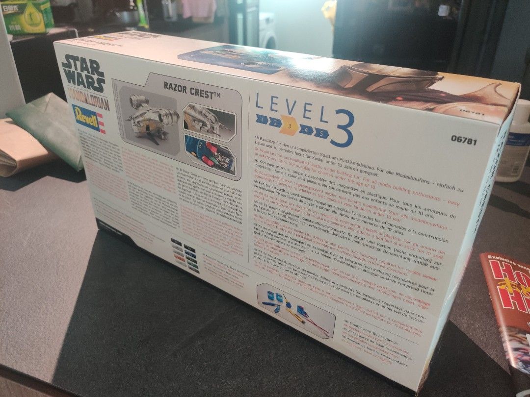 Revell Razor Crest starwars Mandalorian model kit, Hobbies & Toys, Toys ...