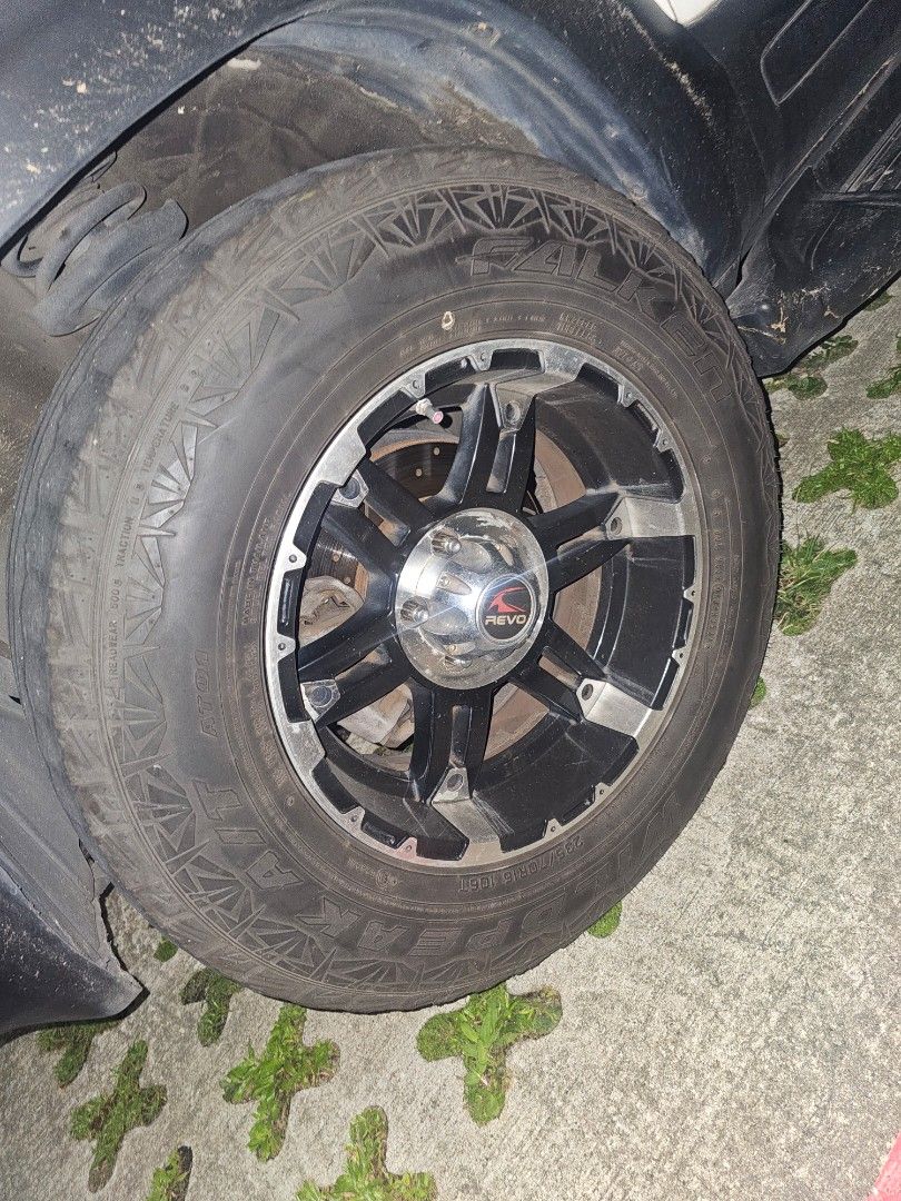 Revo 16" off-road zero offset rims and falken wildpeak 235/70/16 AT ...