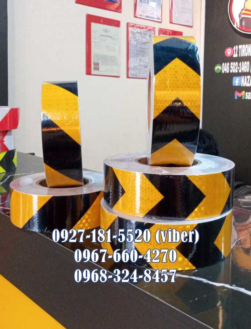 sticker with reflector arrow sign, Commercial & Industrial, Industrial ...