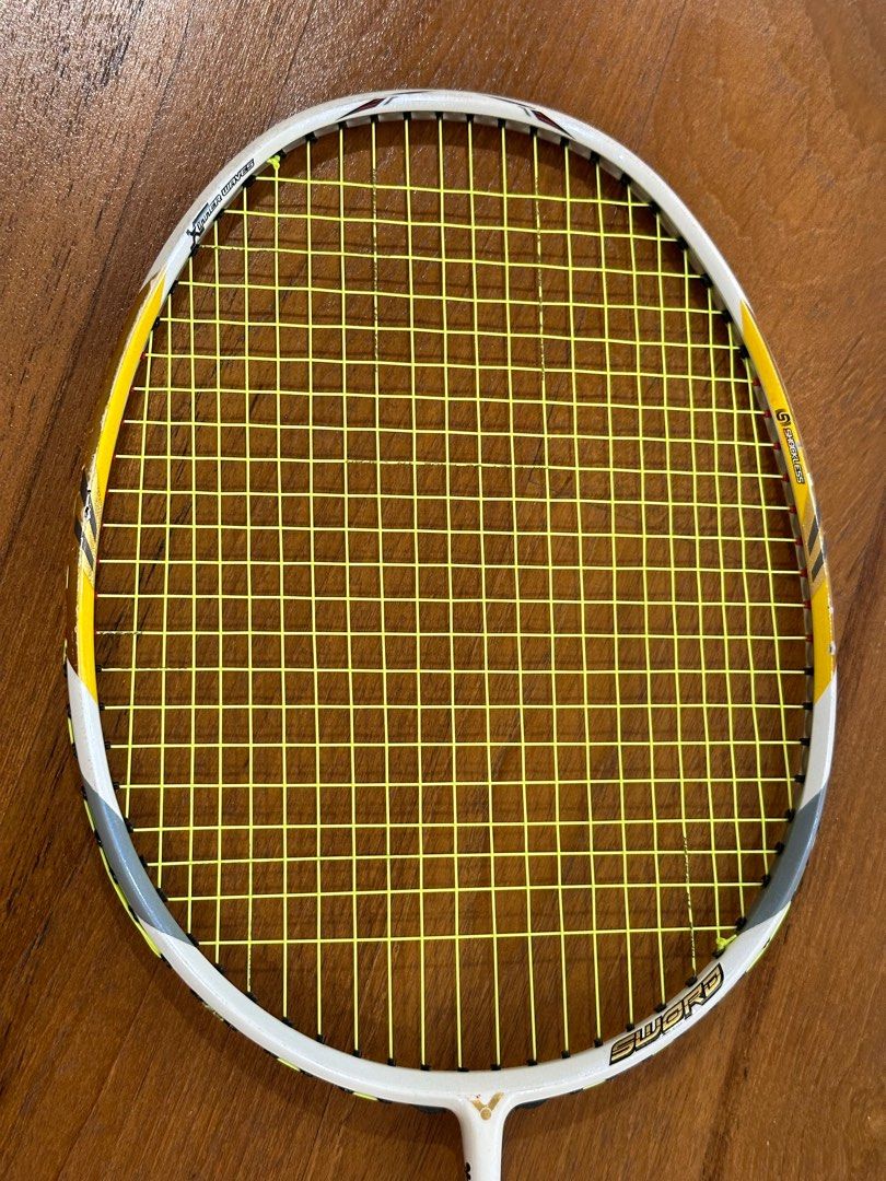 Victor brave sword LYD (Lee yong dae), Sports Equipment, Sports & Games ...