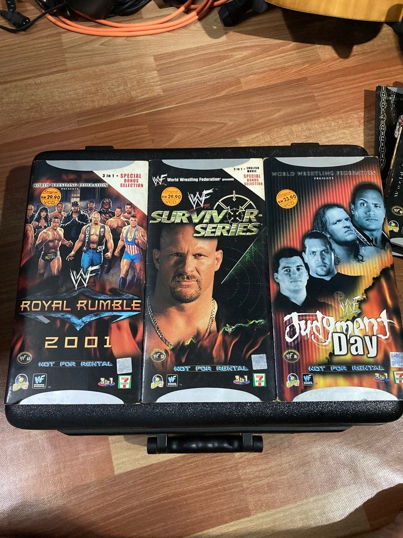 WWF WWE original classic collection, Hobbies & Toys, Music & Media, CDs ...