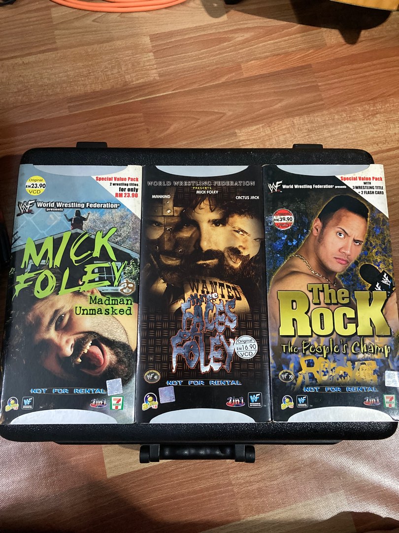 WWF WWE original classic collection, Hobbies & Toys, Music & Media, CDs ...