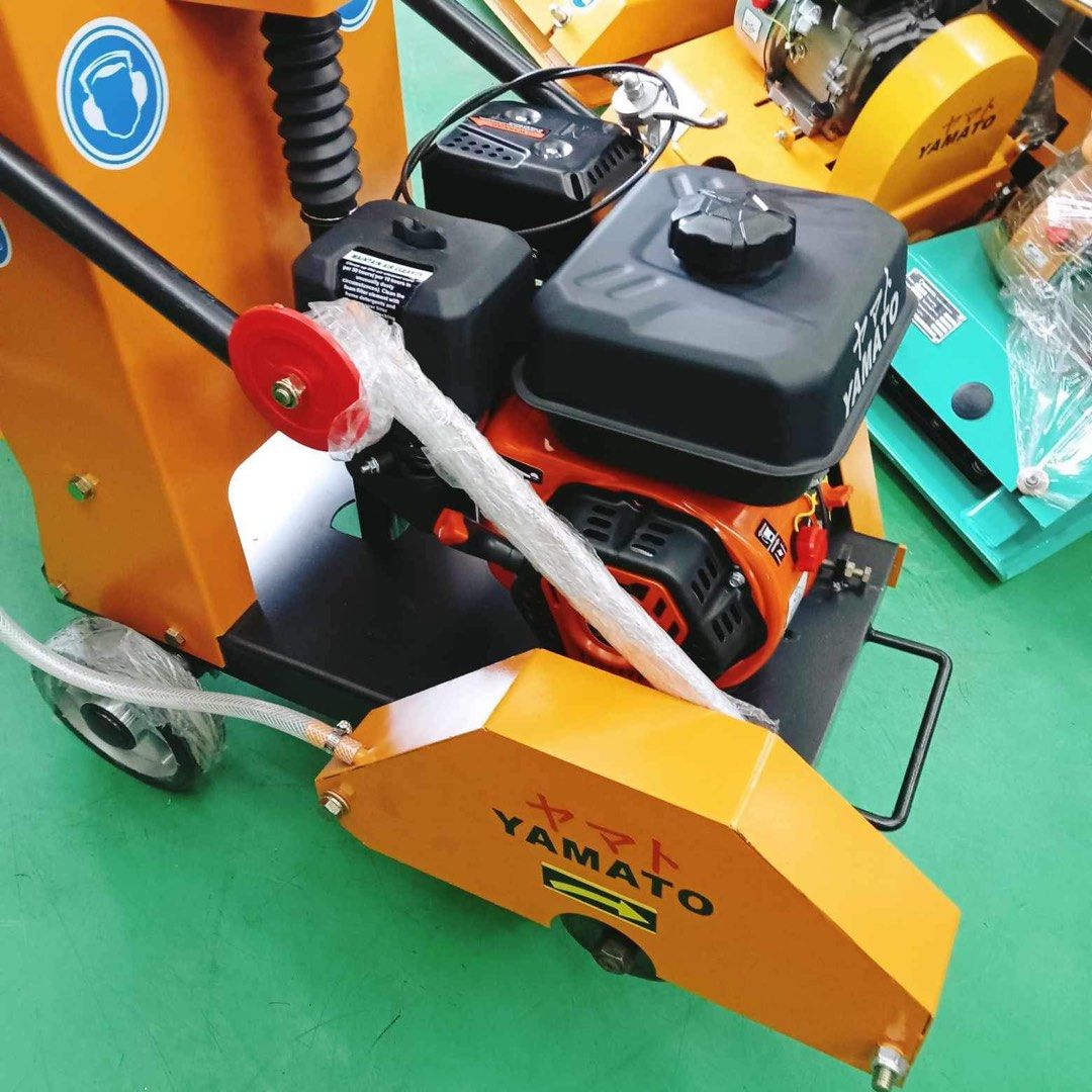 YAMATO CONCRETE CUTTER, Commercial & Industrial, Construction Tools ...