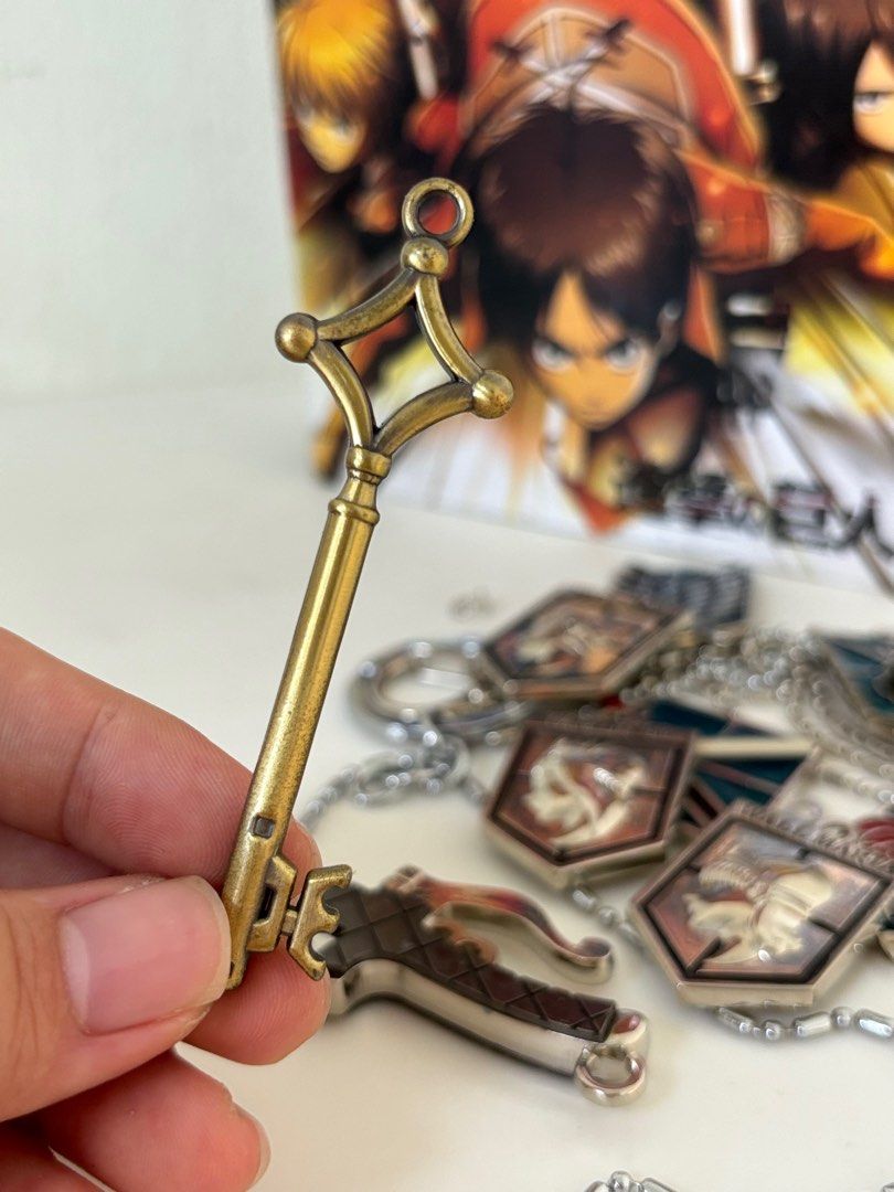 Attack on titan pendants set, Hobbies & Toys, Memorabilia & Collectibles, Fan Merchandise on ...