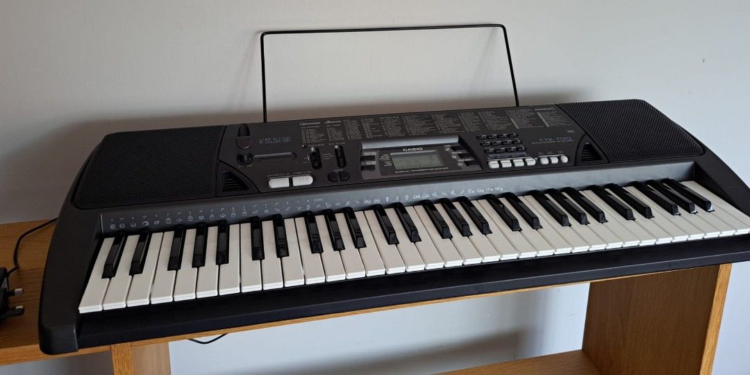 Casio Keyboard CTK-700, Hobbies & Toys, Music & Media, Musical Instruments on Carousell