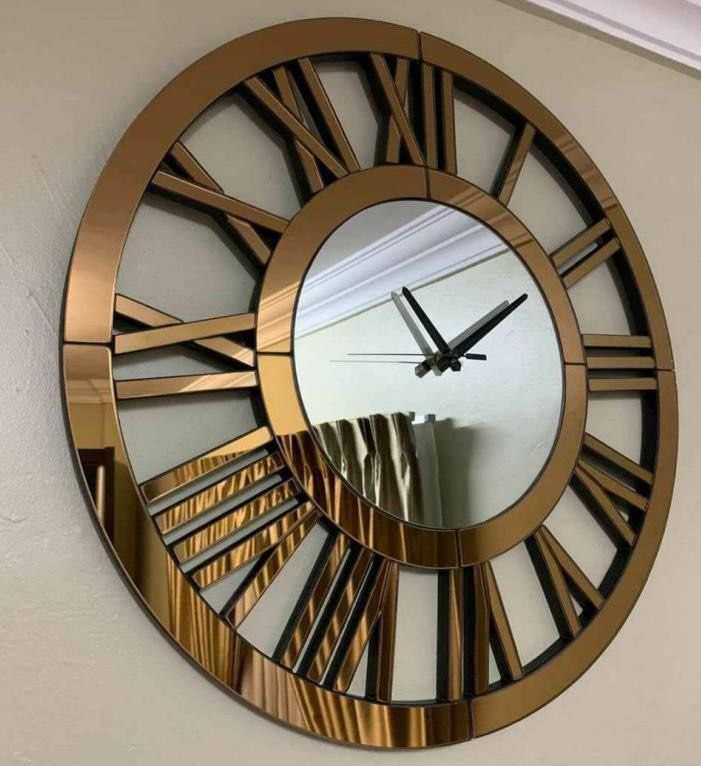 CLOCK SSF 60CM, Furniture & Home Living, Home Decor, Clocks on Carousell