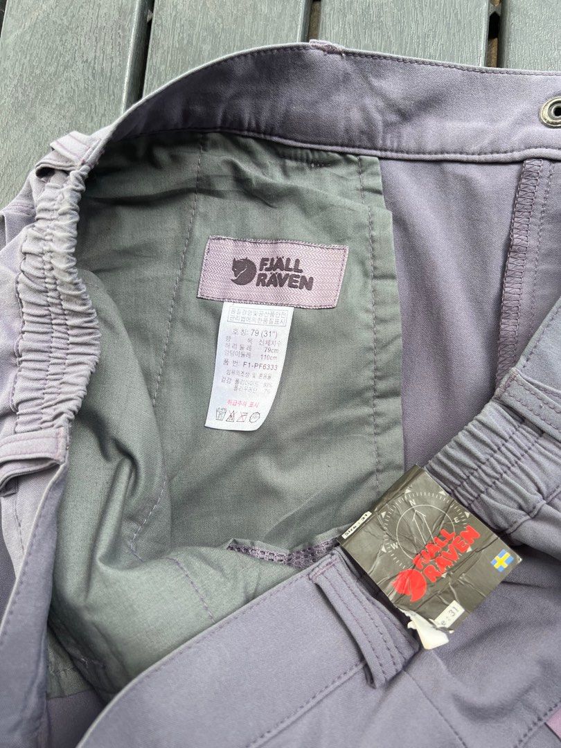 Fjall Raven Hiking Pants, Men's Fashion, Activewear on Carousell