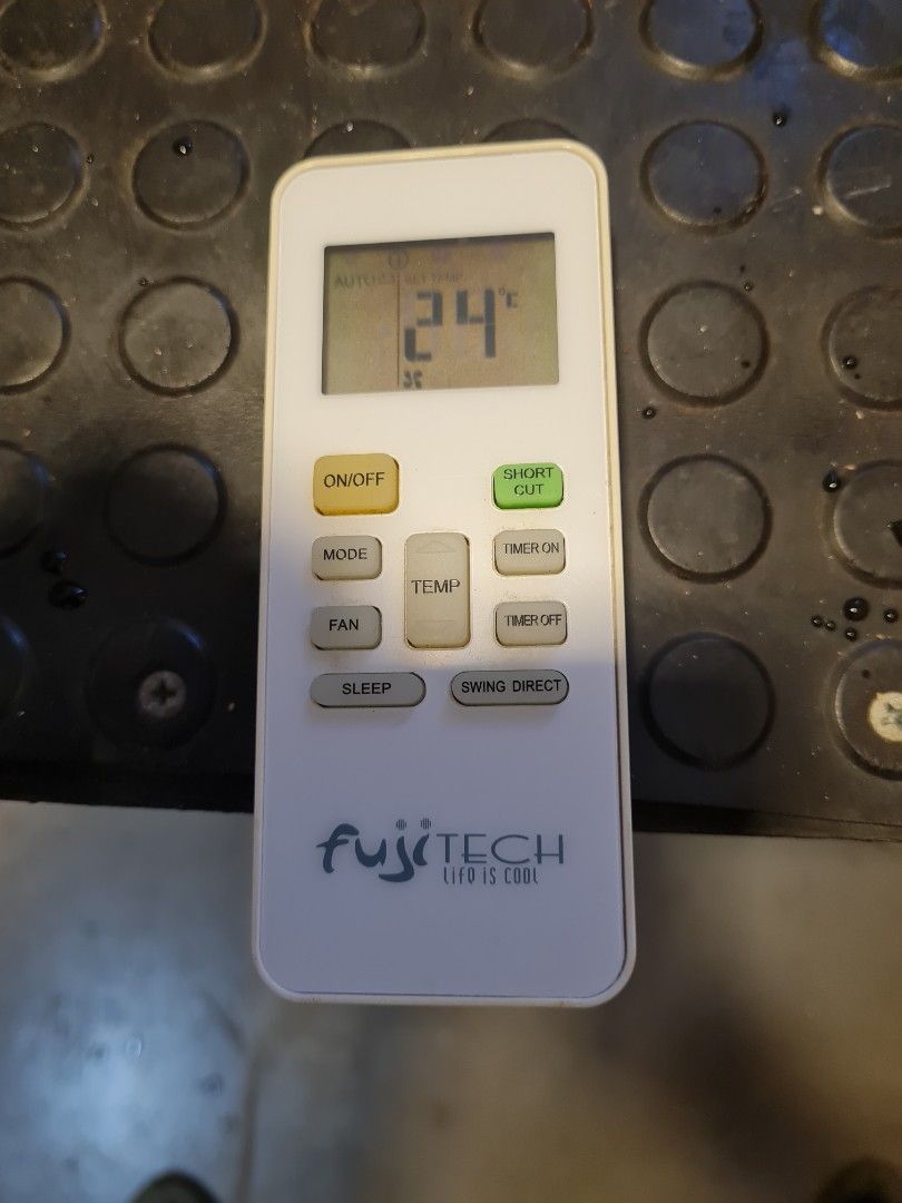 Fuji Tech window aircon, TV & Home Appliances, Air Conditioners ...