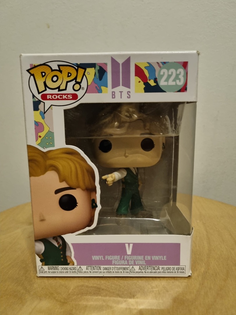 Funko POP! Rocks: BTS (Dynamite) - V #223 Collectible Figurine, Hobbies & Toys, Memorabilia ...
