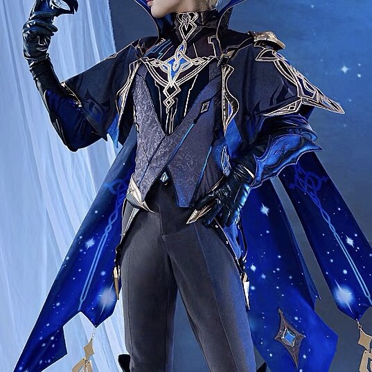 Genshin Impact Dainsleif Cosplay {MAEMI SSR}, Hobbies & Toys ...