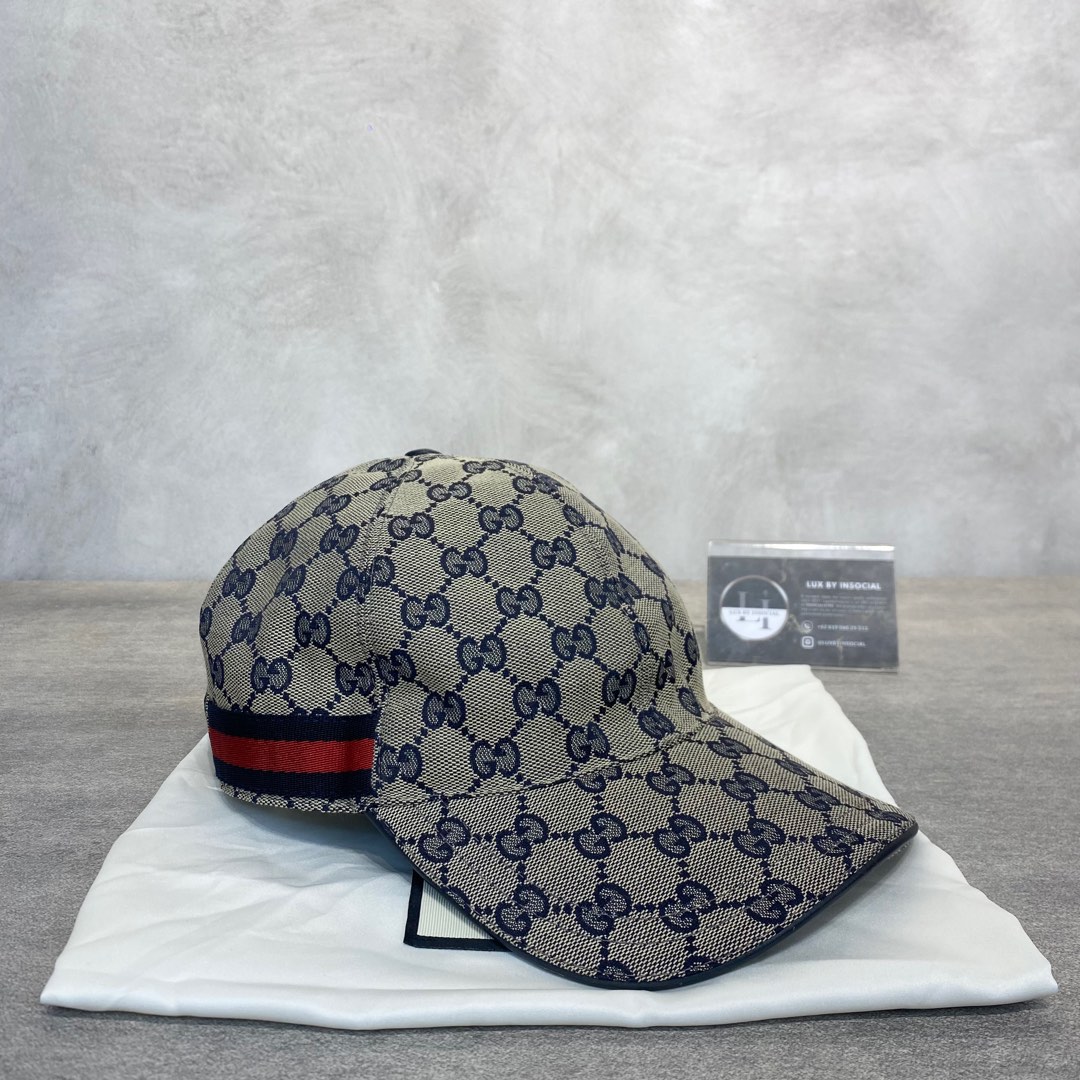 GUCCI GG SUPREME CAP NAVY, Fesyen Pria, Aksesoris, Topi di Carousell