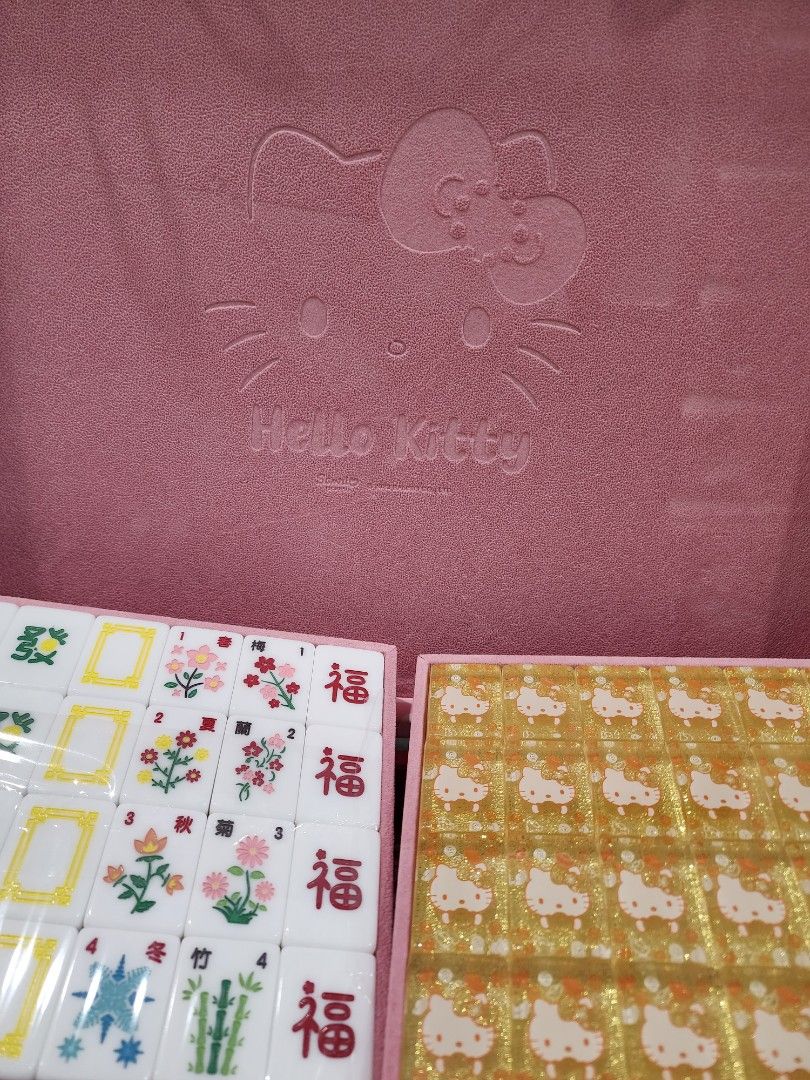 Hello Kitty Limited Edition Mahjong, Hobbies & Toys, Toys & Games on ...