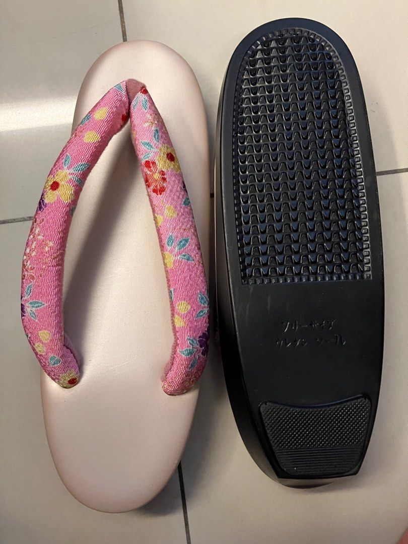 Japanese slippers, Babies & Kids, Babies & Kids Fashion on Carousell