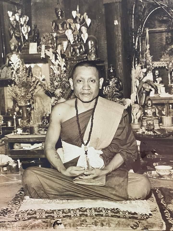 Kmt wat sam ngan lp Tae, Hobbies & Toys, Memorabilia & Collectibles ...