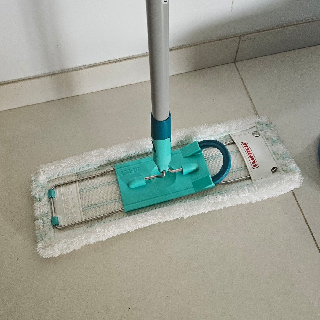 Leifheit Profi Compact Squeeze Mop Press, Furniture & Home Living ...