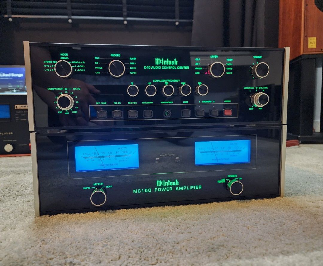 Mcintosh c40 preamplifier with mc150 autoformer power amplifier, Audio ...