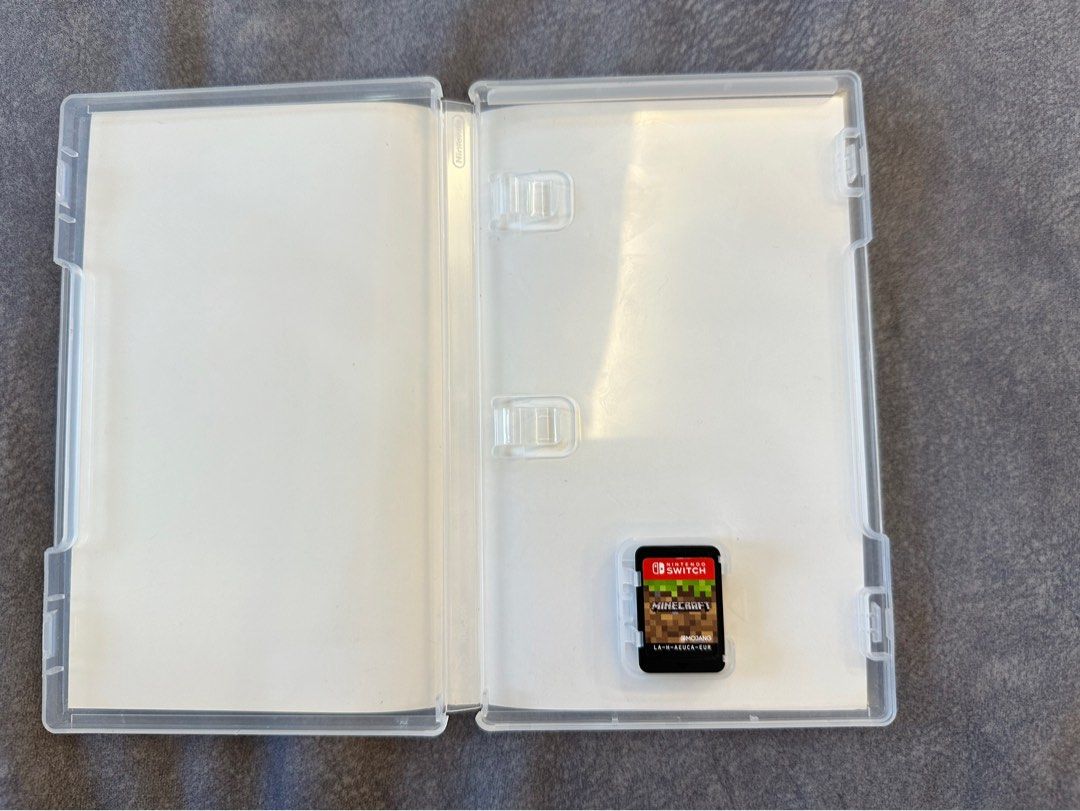 MINECRAFT NINTENDO SWITCH GAME CARD, Video Gaming, Video Games ...