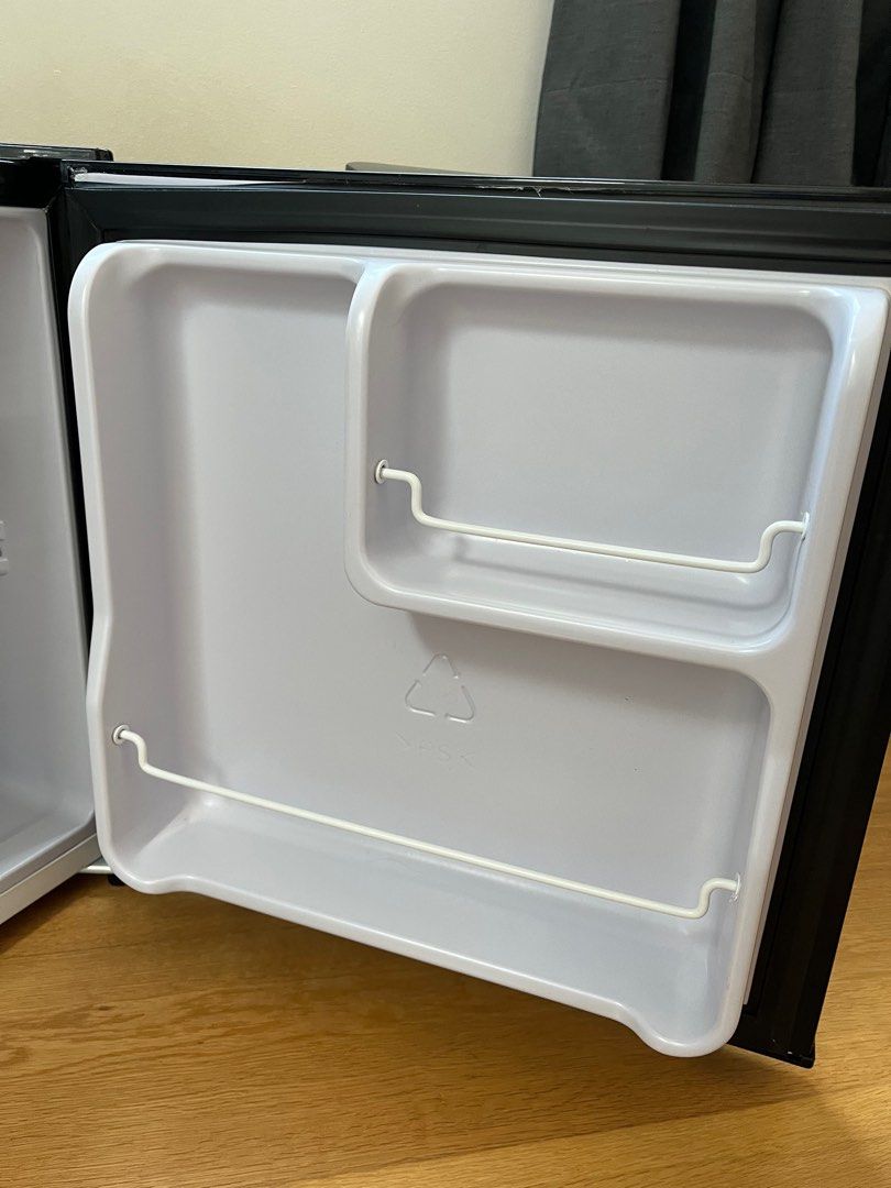 Mini Fridge / Bar fridge, TV & Home Appliances, Kitchen Appliances ...