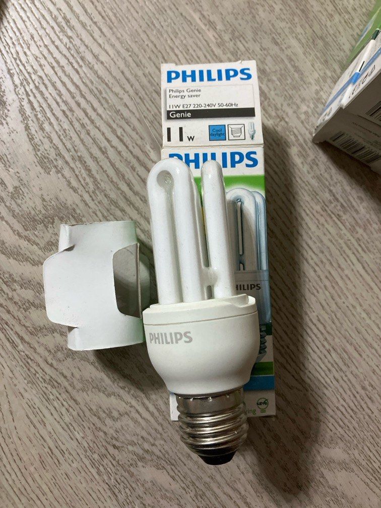 Philips 11W cfl E27 mounting not LED cool daylight, Furniture & Home ...