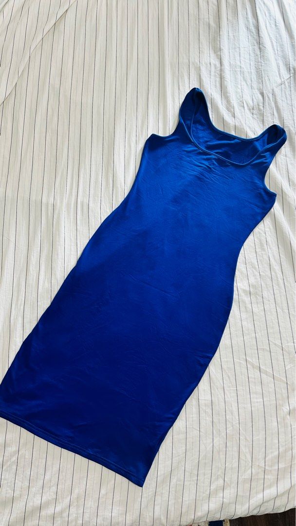 Royal Blue Bodycon Body-hugging dress, Women's Fashion, Dresses & Sets ...