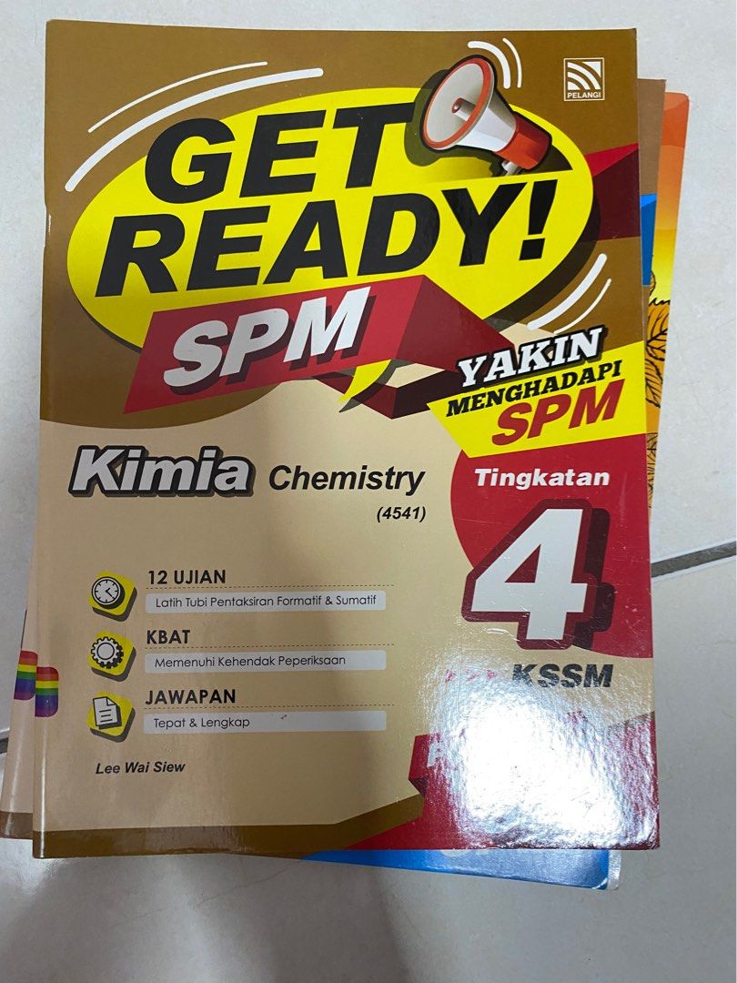 SPM KIMIA / SPM CHEMISTRY TINGKATAN 4 [PELANGI], Hobbies & Toys, Books ...