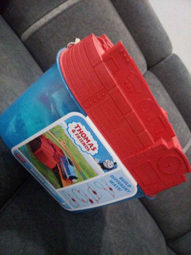 Thomas train set, Hobbies & Toys, Toys & Games on Carousell