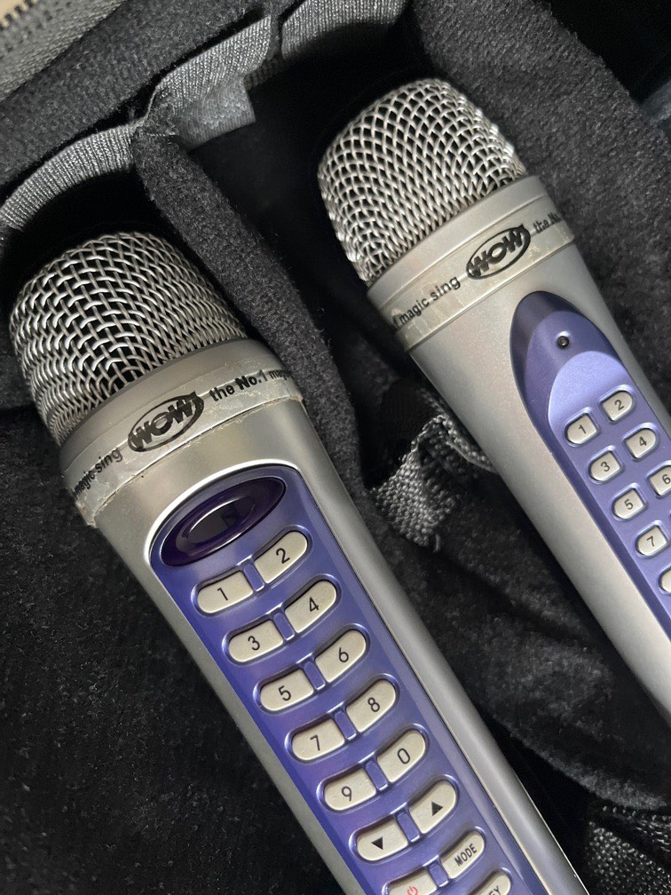 WOW! Magic Sing ED9000 with Duet Microphone & 2 song chips, TV & Home ...