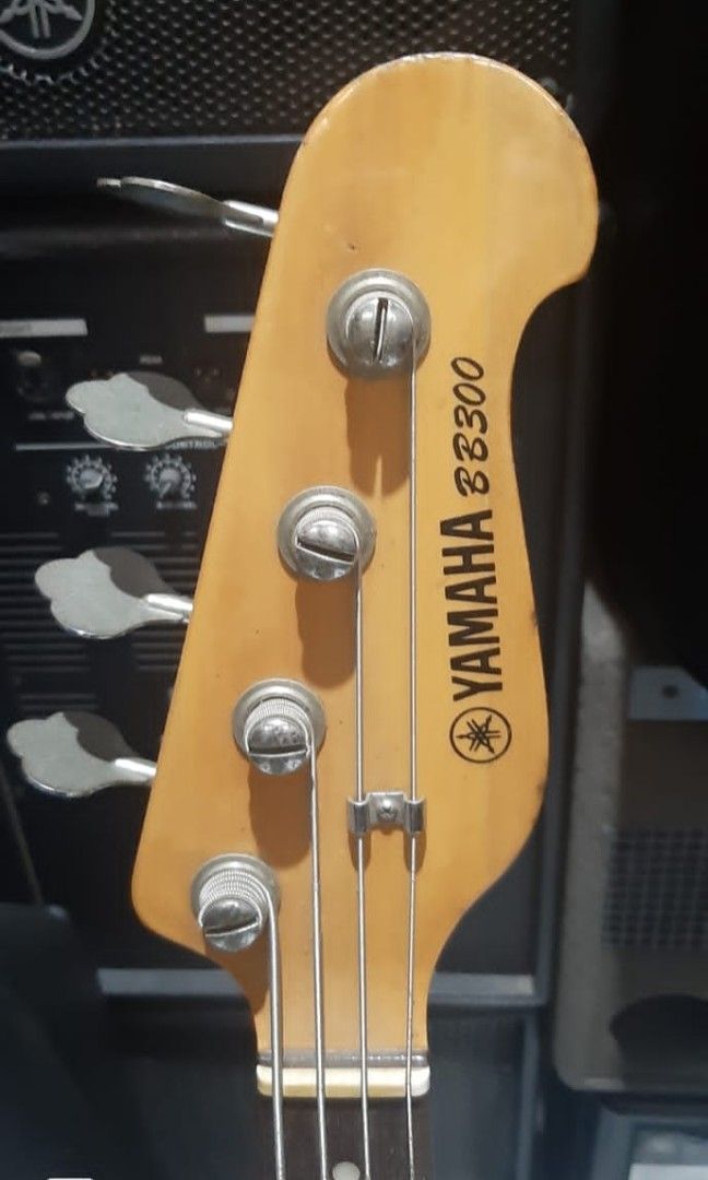 Yamaha BB300 bass pickup bartolini, Musik & Media, Alat di Carousell