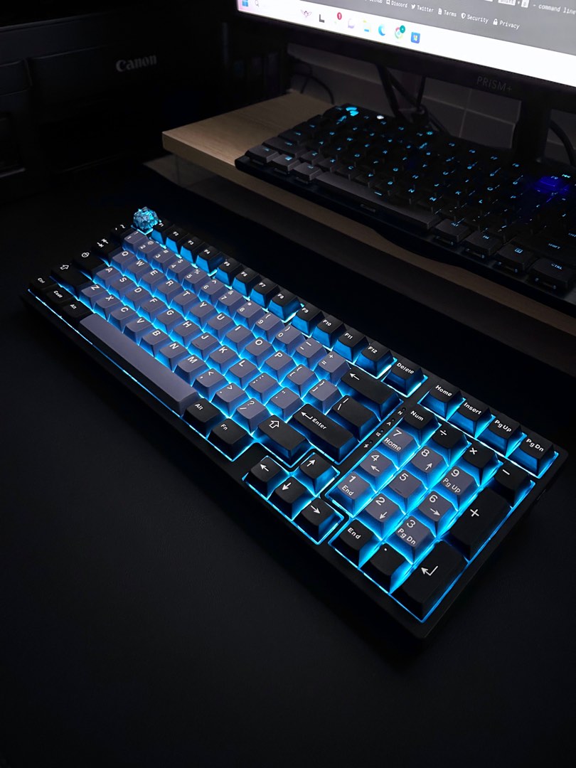98% Custom Mechanical Keyboard - Tri Mode - Fully modded (Fisherman ...