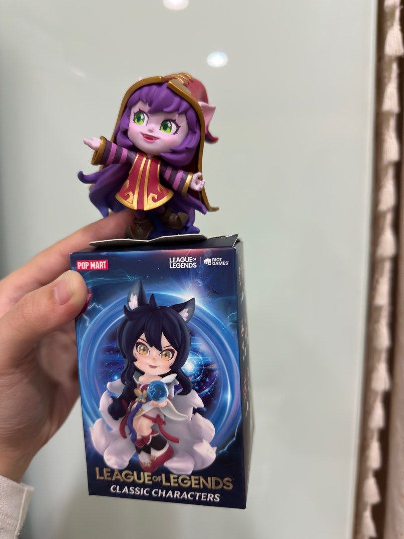 泡泡瑪特 POPMART 英雄聯盟(Lulu), 電玩遊戲相關, 主機配件與周邊商品, 互動遊戲公仔在旋轉拍賣