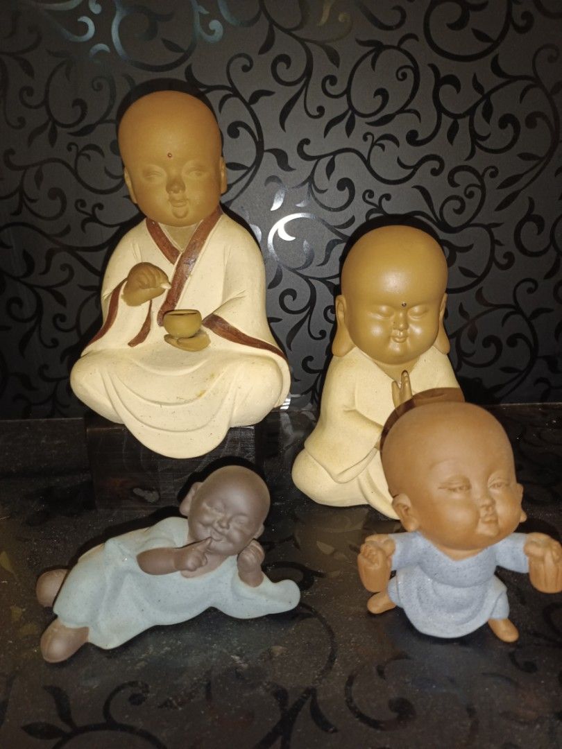 Cute little monk figurines, Hobbies & Toys, Memorabilia & Collectibles ...