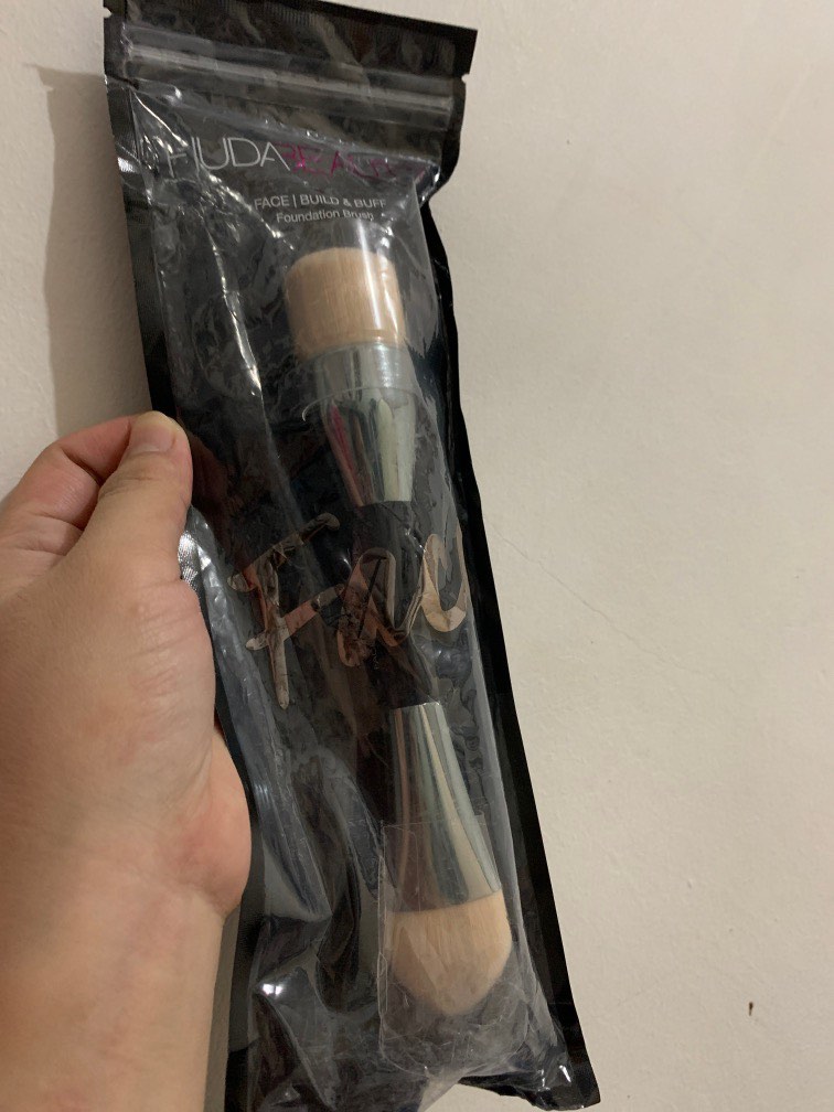 Huda beauty face build & buff, Beauty & Personal Care, Face, Makeup on Carousell