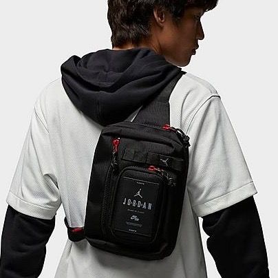 Jordan Hesi Crossbody Bag (Black), Men's Fashion, Bags, Sling Bags on ...