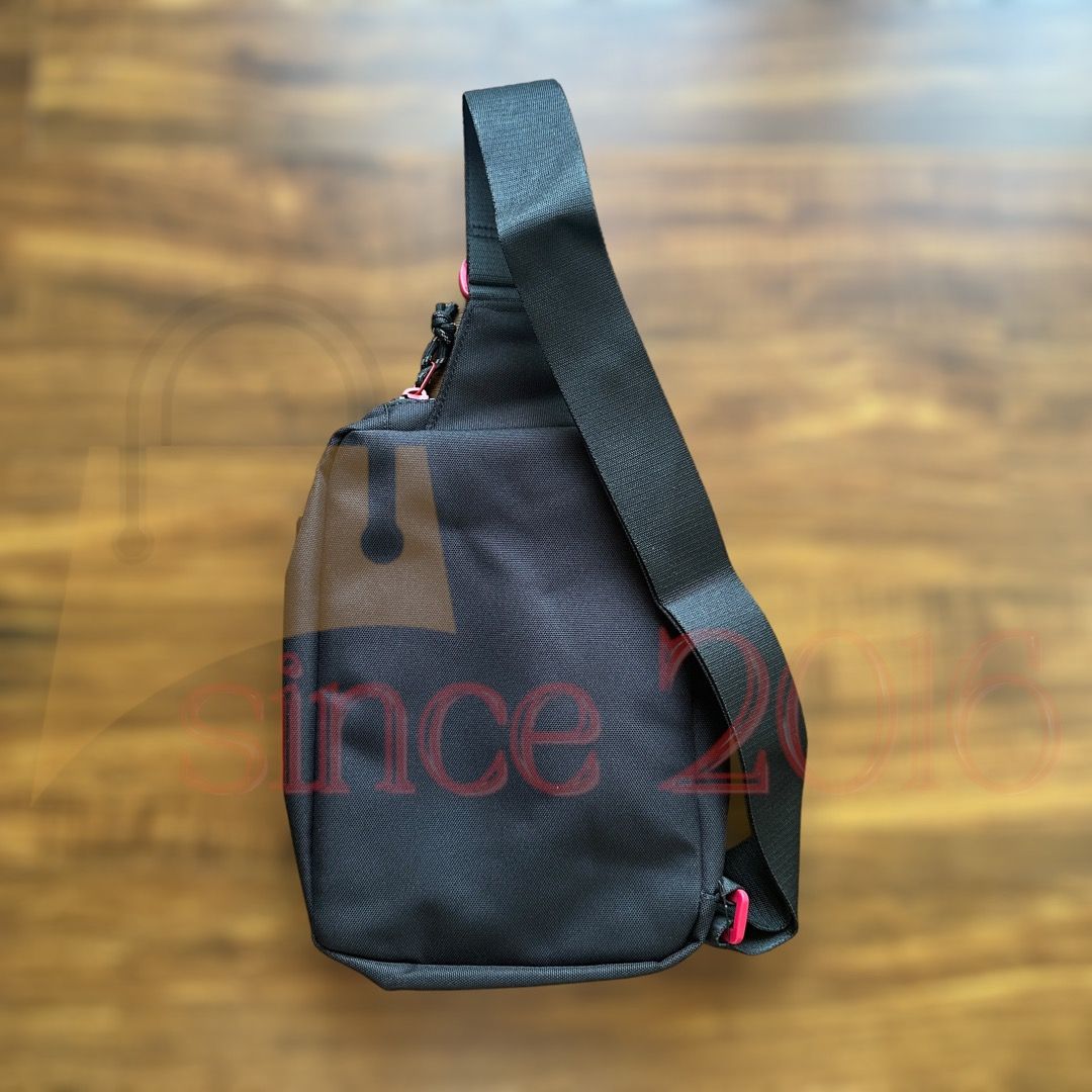 Jordan Hesi Crossbody Bag (Black), Men's Fashion, Bags, Sling Bags on ...