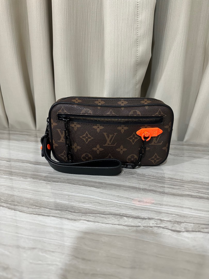 Louis Vuitton Volga, Men's Fashion, Bags, Belt bags, Clutches and ...