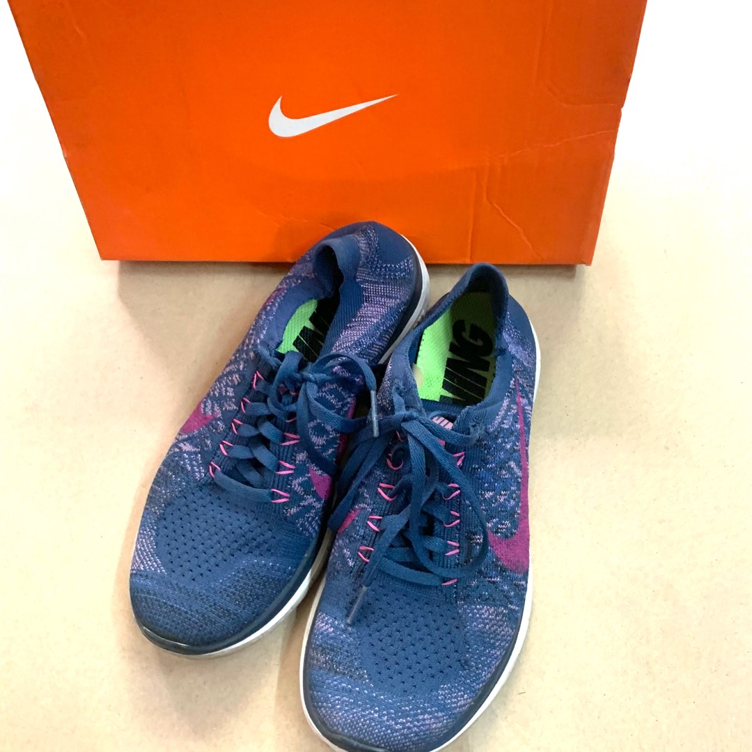 Nike flyknit Sneakers, Women's Fashion, Footwear, Flats & Sandals on ...