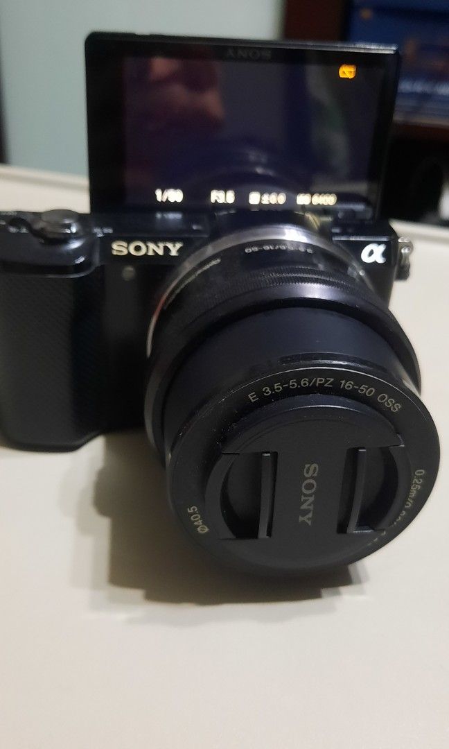 Sony A5000 Mirrorless Camera, Photography, Cameras on Carousell