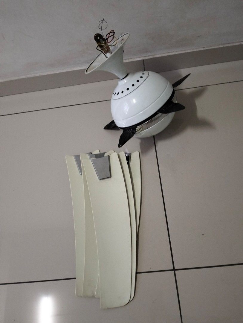 Teka Ceiling Fan (got 2unit)with remote control, Furniture & Home ...