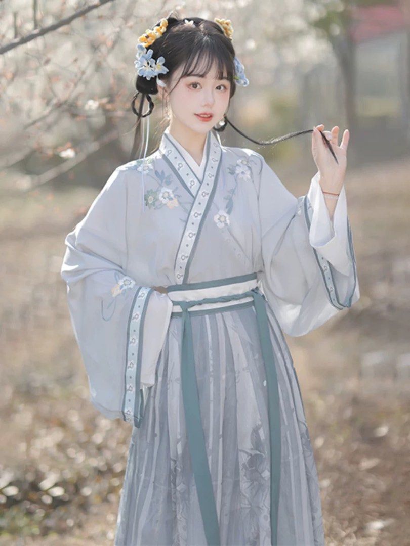 Traditional Chinese Hanfu Warrior Dress, Women's Fashion, Dresses ...