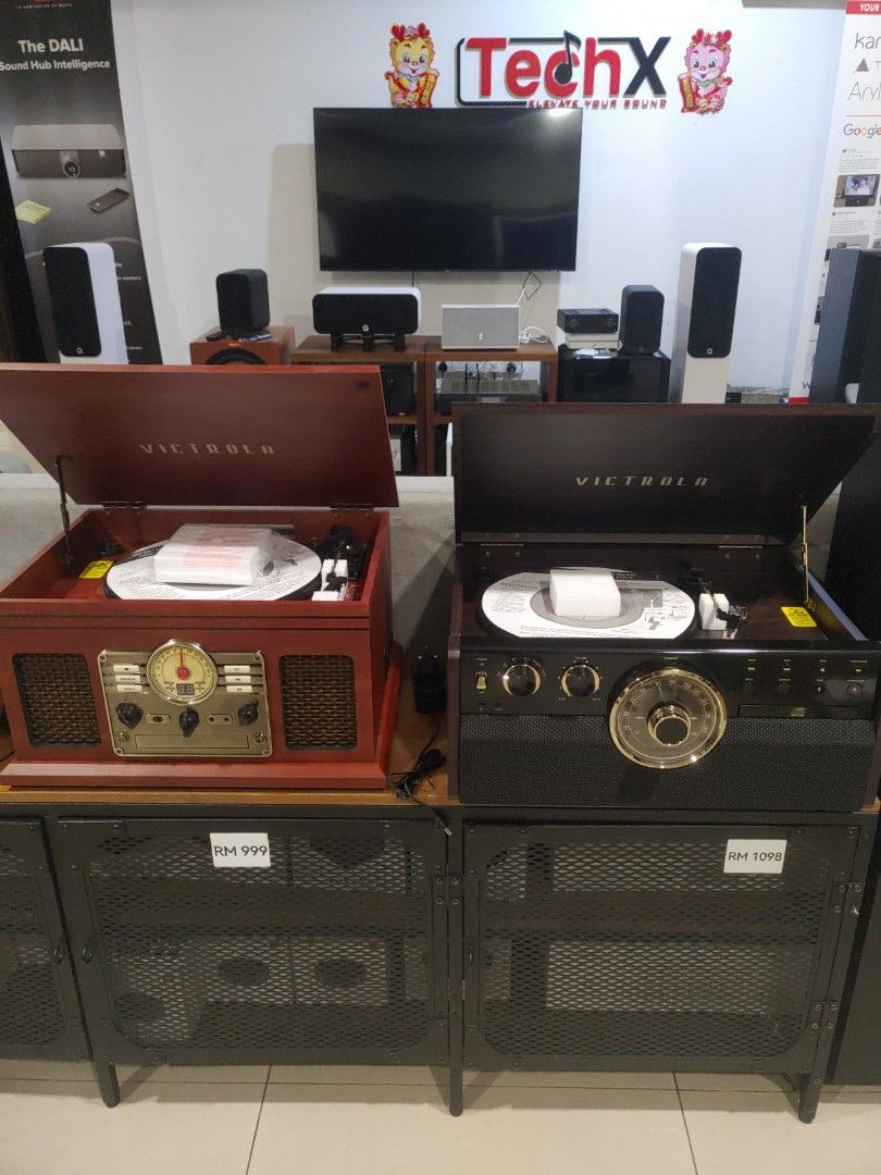 Victrola Empire Mid-Century 6-in-1 Turntable with 3 Speed Record Player ...