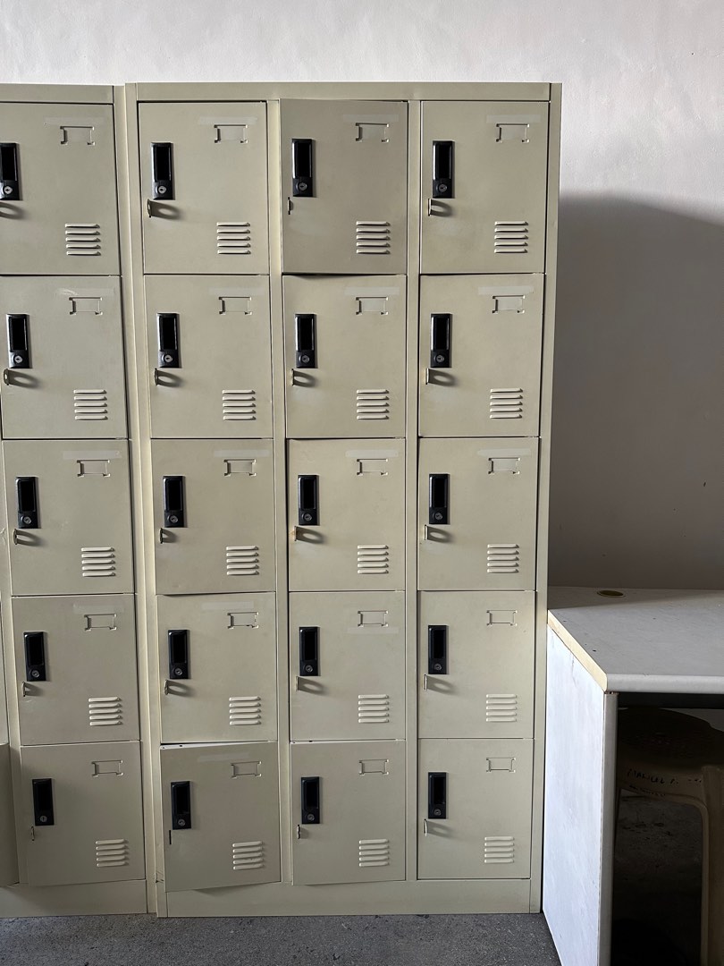 15 Doors Steel Locker, Furniture & Home Living, Office Furniture ...