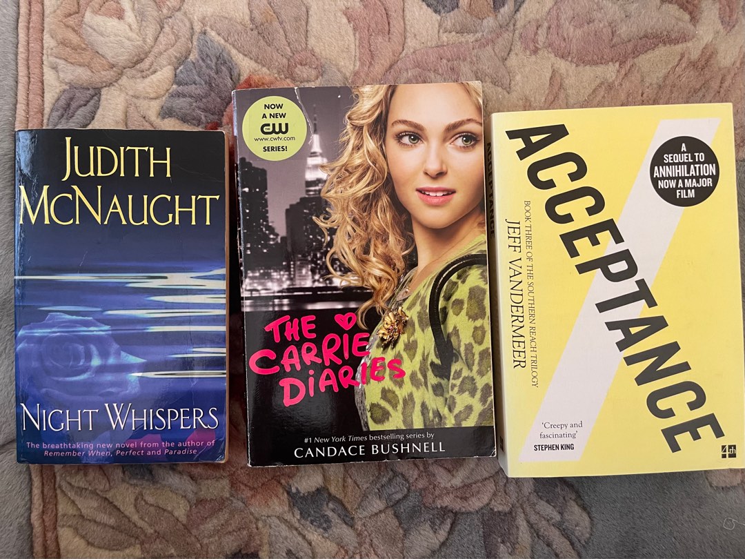 3 fiction books together, 興趣及遊戲, 書本 & 文具, 小說 & 故事書 - Carousell