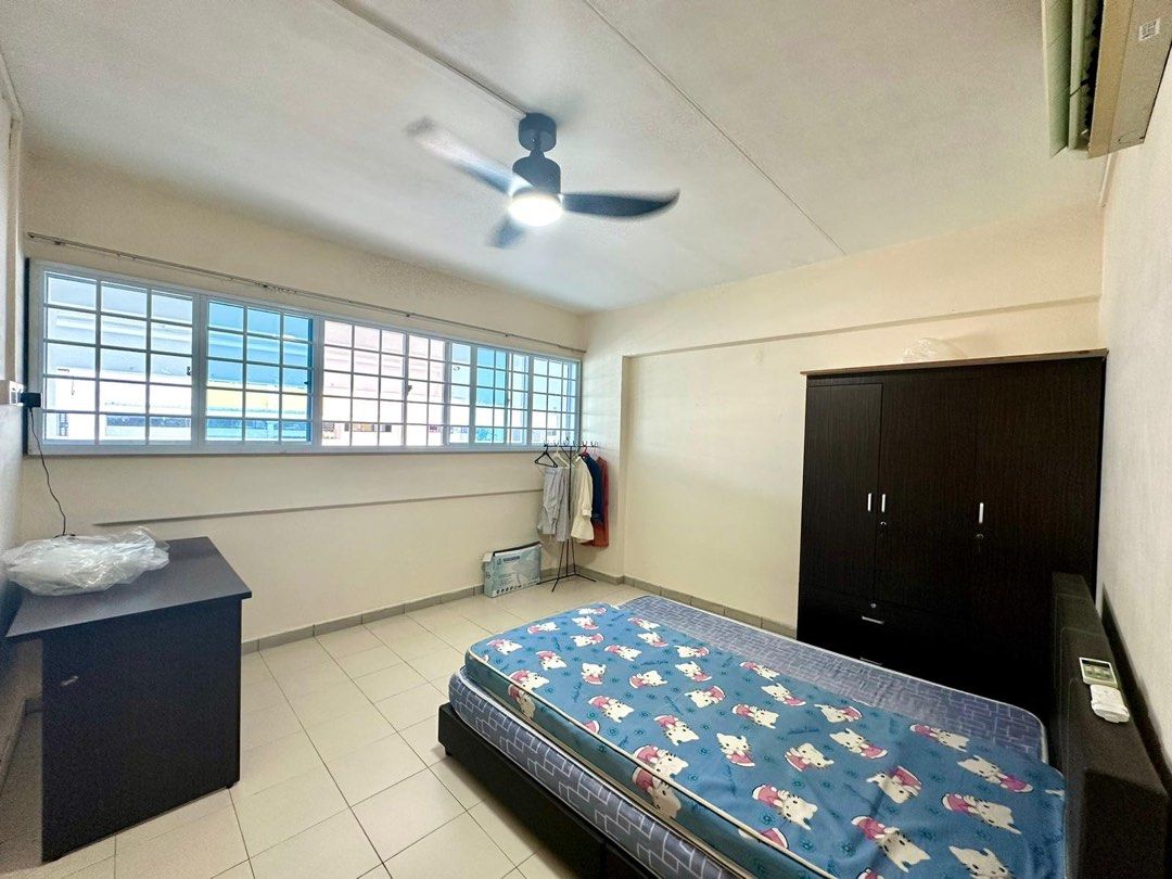 689 Hougang Street 61 Hougang Spring, Property, Rentals, HDB on Carousell