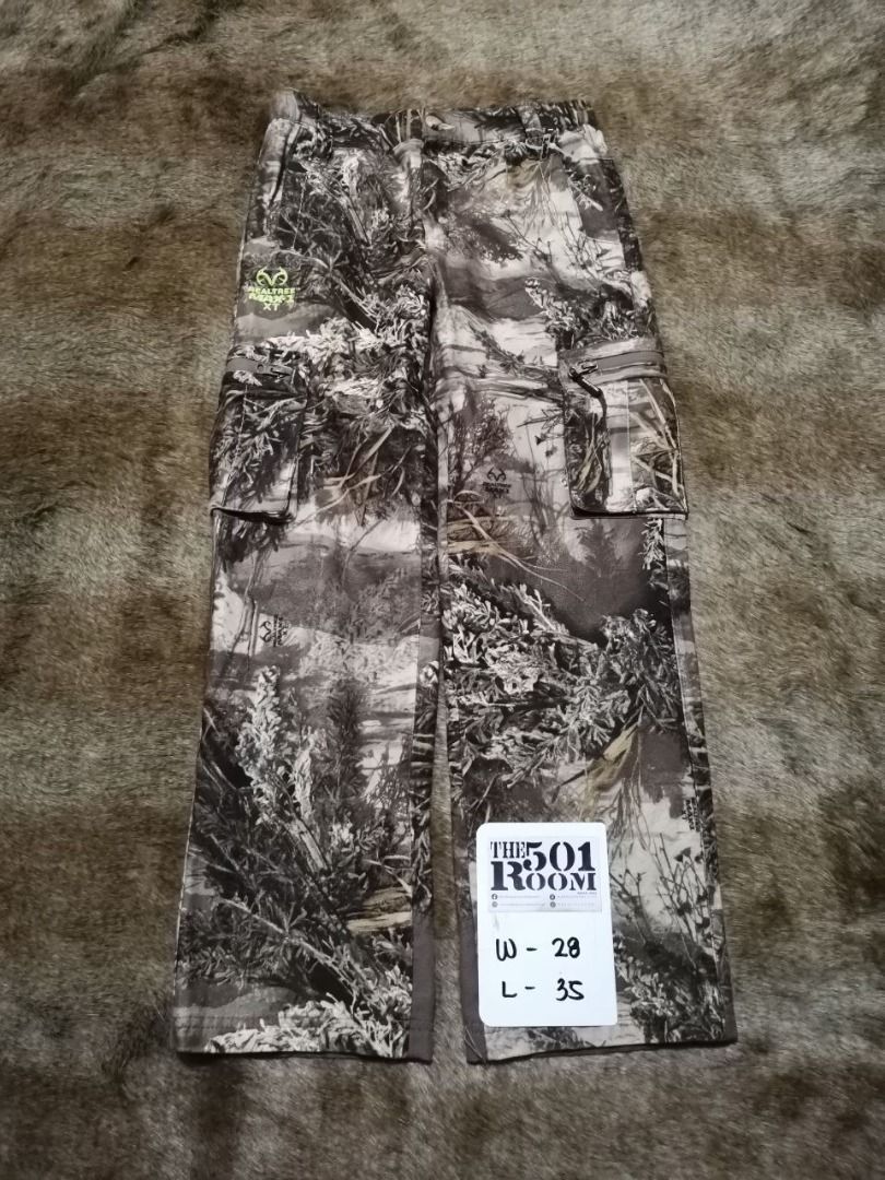 “AUTHENTIC REALTREE CARGO " , Women's Fashion, Bottoms, Other Bottoms ...