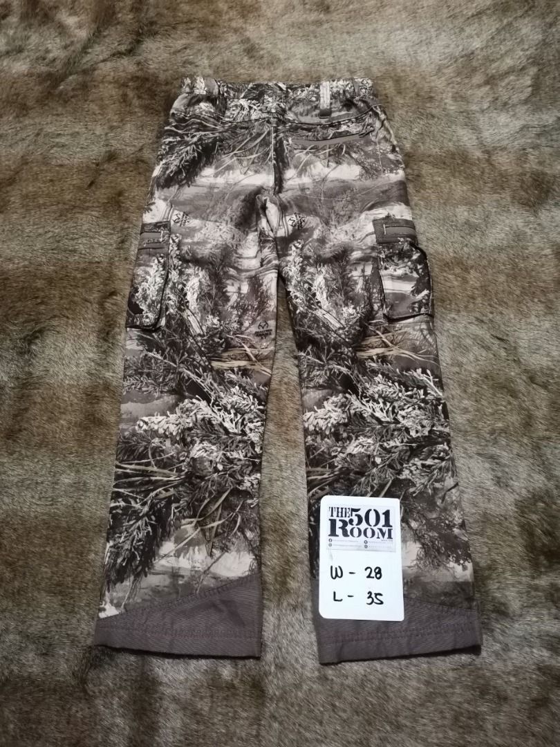 “AUTHENTIC REALTREE CARGO " , Women's Fashion, Bottoms, Other Bottoms ...