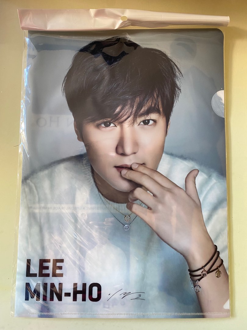 李敏鎬 Lee Min Ho File, 興趣及遊戲, 收藏品及紀念品, 明星周邊 - Carousell