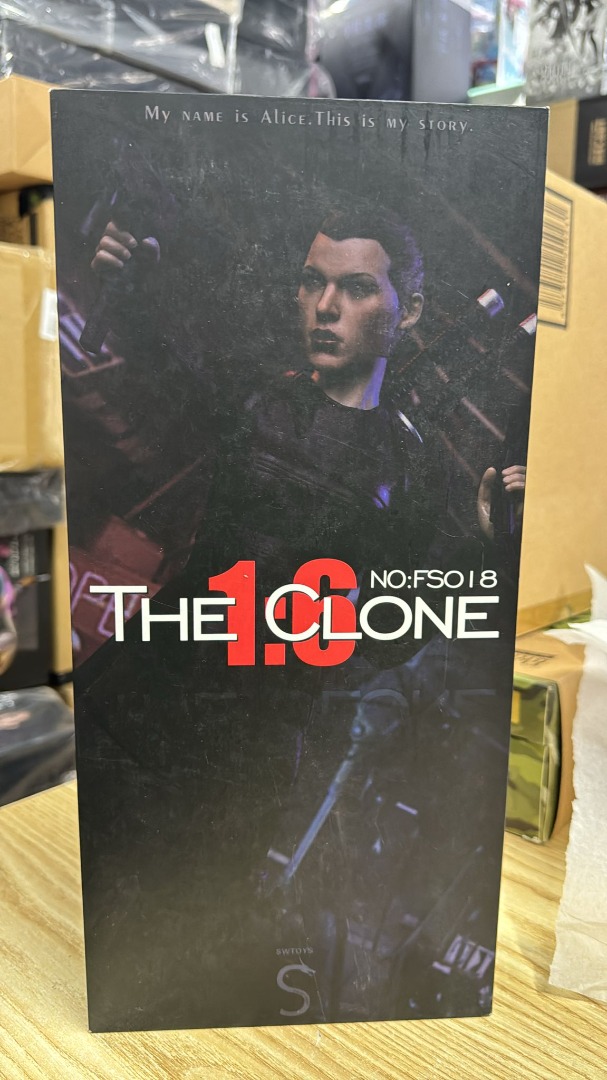 SOLD 全新 Swtoys FS018 1/6 Alice Resident Evil 愛麗絲 生化危機, 興趣及遊戲, 玩具 & 遊戲類 ...