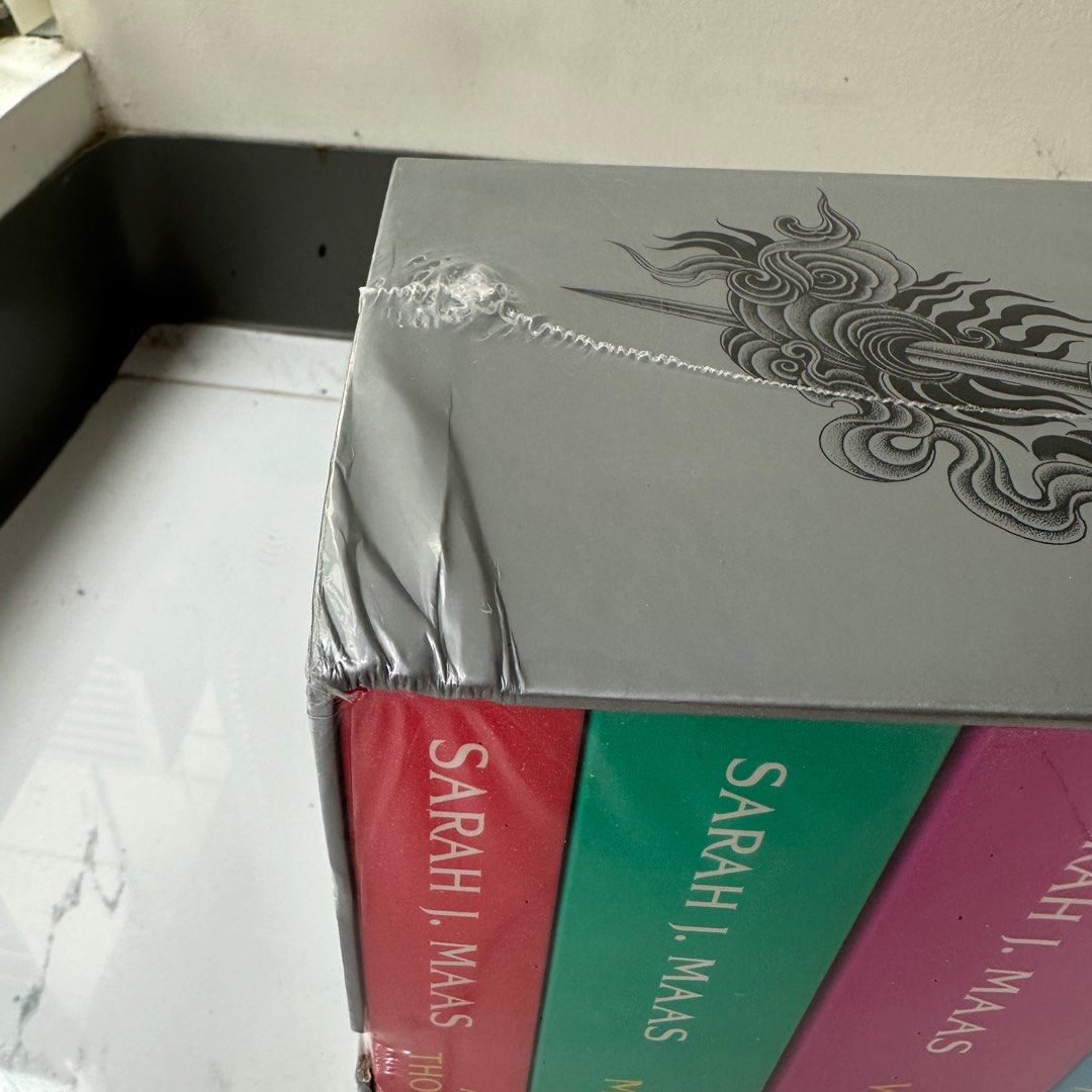 [RESERVED] ACOTAR SET (A Court Of Thorns and Roses) by Sarah J Maas ...